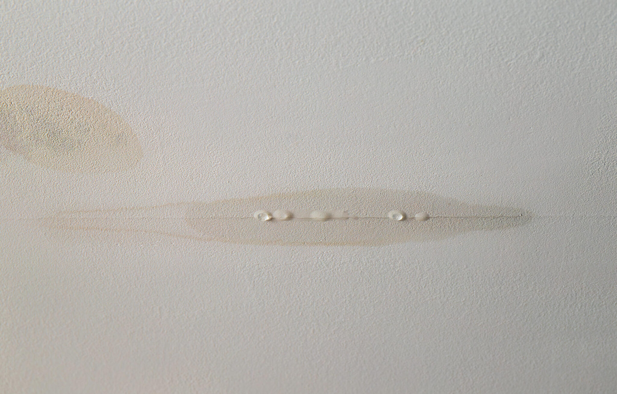 What To Do When Water Leaking From Ceiling?