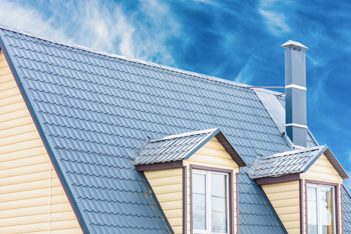 6 Best Metal Roof And Siding Color Combinations (2025)